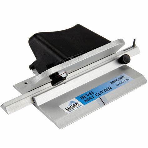 Knives and Matt Cutters - Logan 4000 Deluxe Handheld Mat Cutter ...